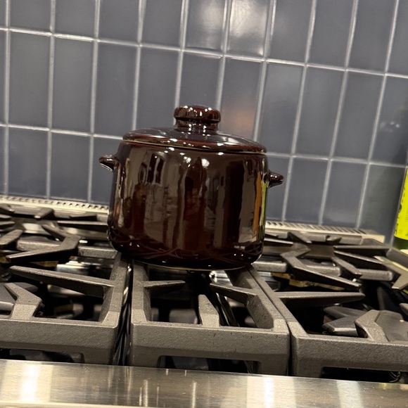 West Bend | Kitchen | Vintage 95s West Bend Pottery Brown Bean Pot With ...